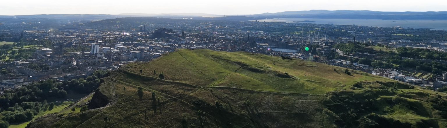 Hiking Route to Arthur's Seat, 251m - The Best Walk in Edinburgh